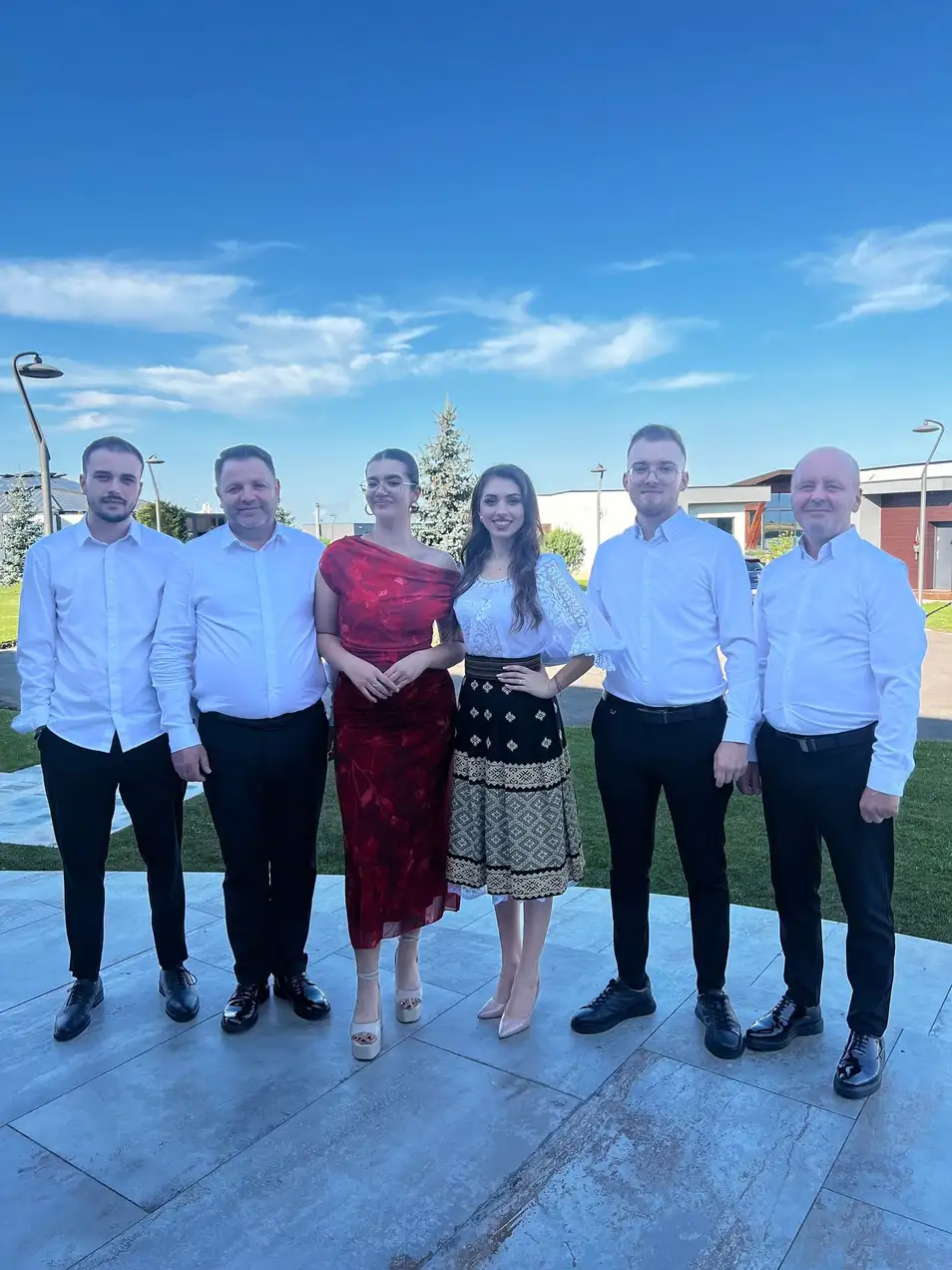 Formatie Nunta Bucuresti si Ploiesti | Muzica Live Nunti | Formatia Colina